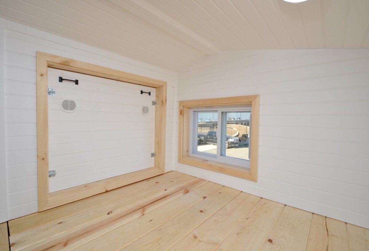 Croft Tiny House Will Take You Off-Grid With 2000W Solar Panels