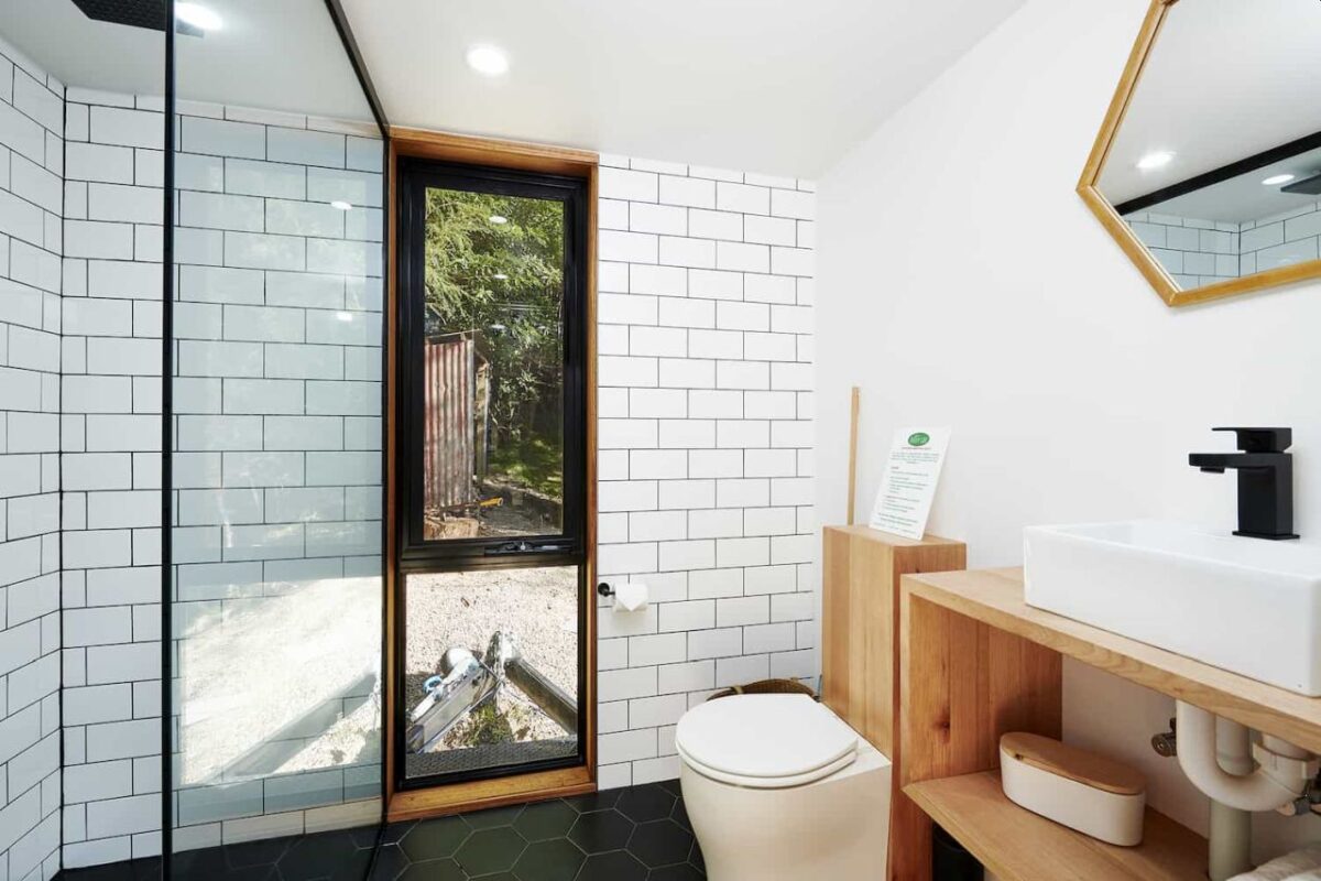 Eureka Tiny House Sleeps Four People in Bright, Spacious Interior