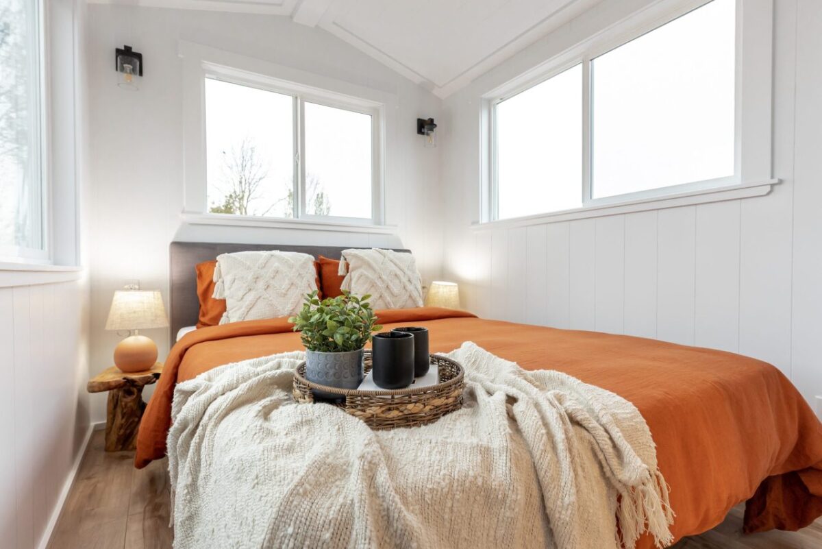 Everest Gooseneck Tiny House Layout Includes U-Shaped Kitchen