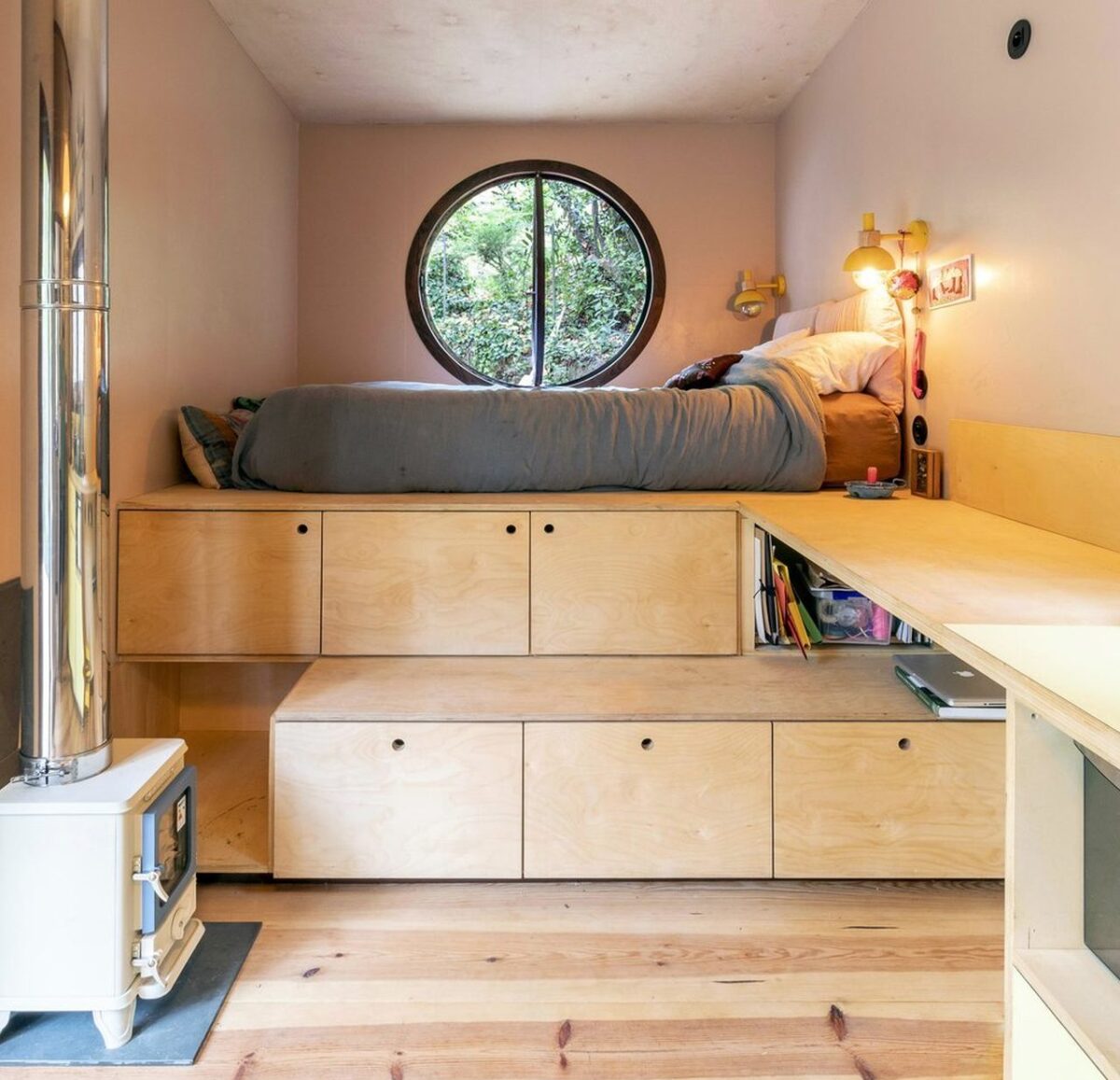 Meco Tiny House has Open-Floor Bedroom, Off-Grid Capabilities