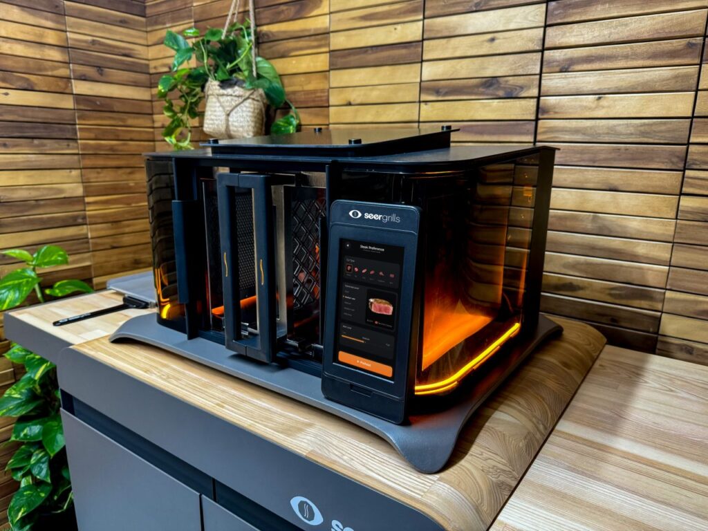 World's First AI-Powered Perfecta Grill Will Make BBQs Effortless