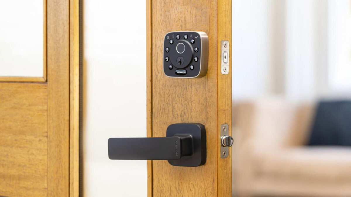 CES: U-tec Ultraloq Bolt Fingerprint Matter-over-Thread Smart Lock