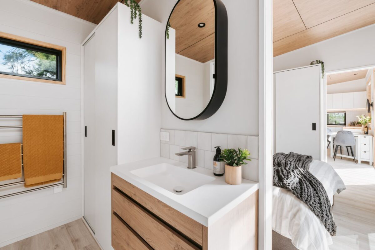 Kowhai Tiny House Boasts a Bedroom and a Gourmet Kitchen