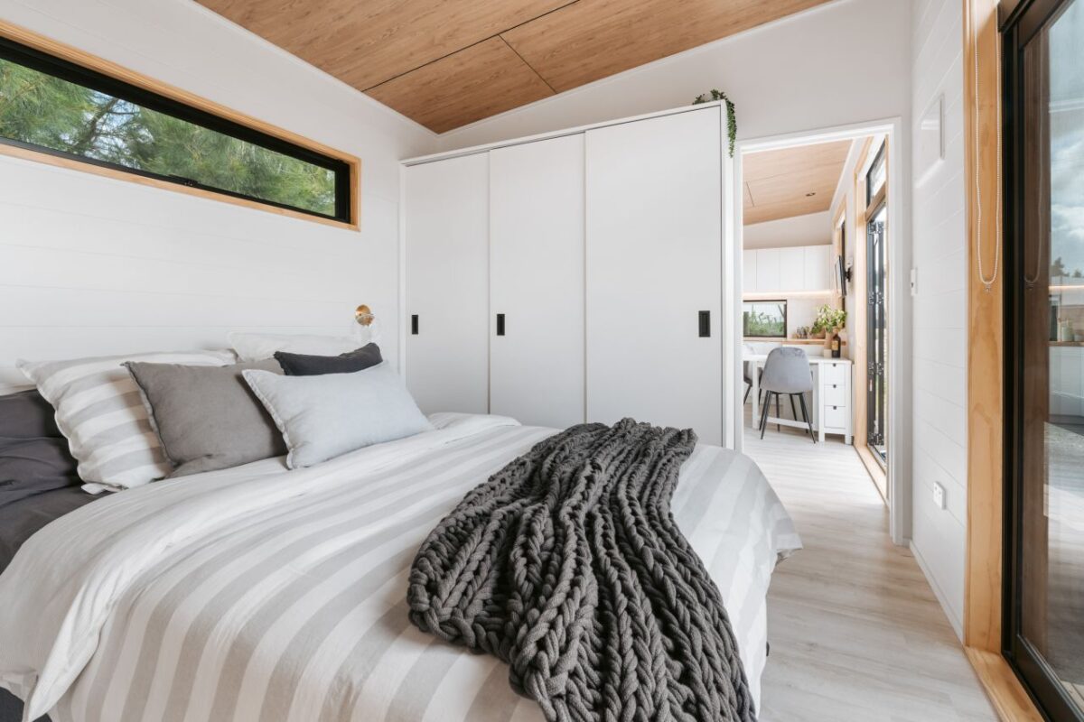 Kowhai Tiny House Boasts a Bedroom and a Gourmet Kitchen
