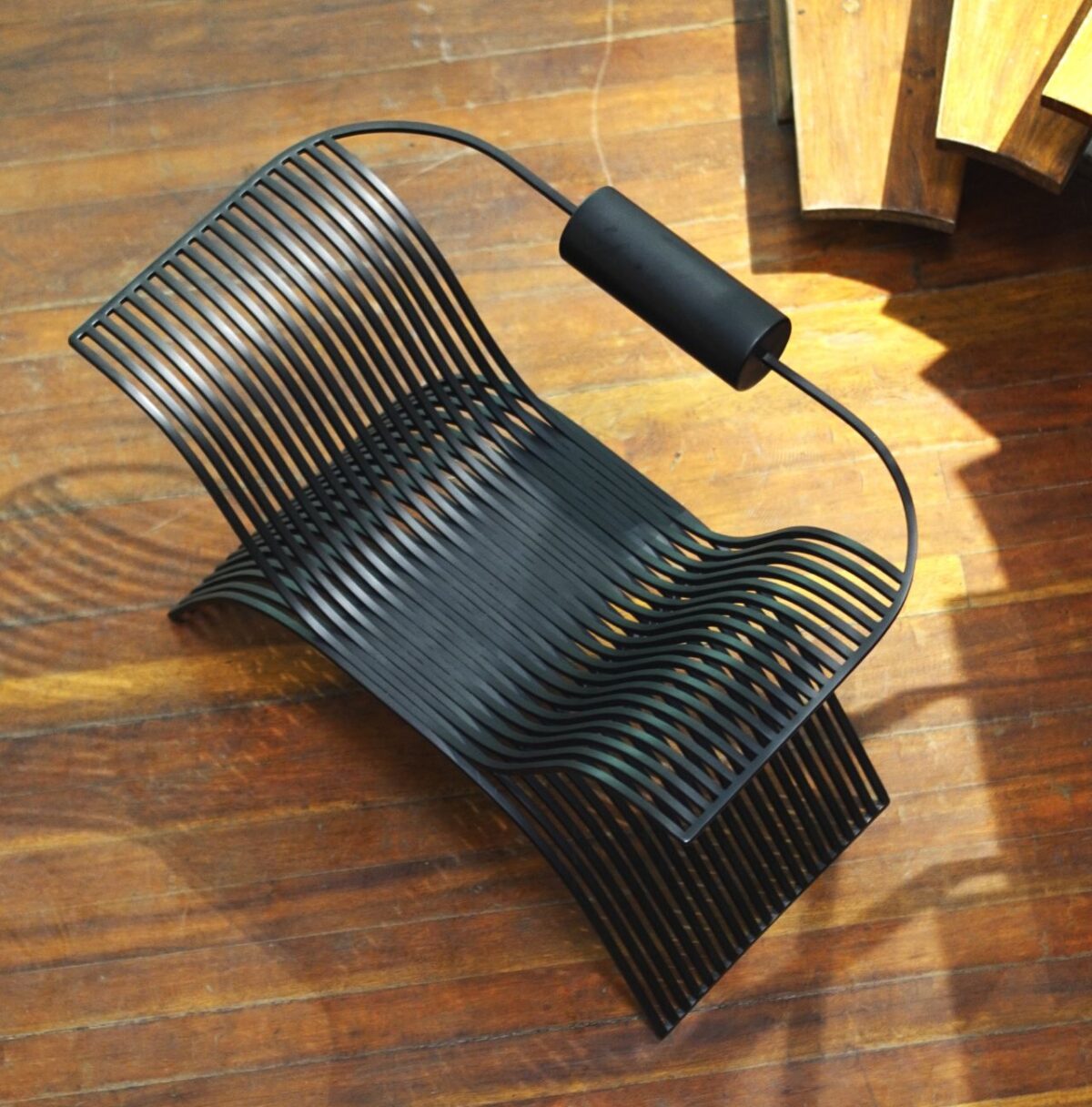 Patewo Chair is Evocative Image of Traditional African Hairstyle