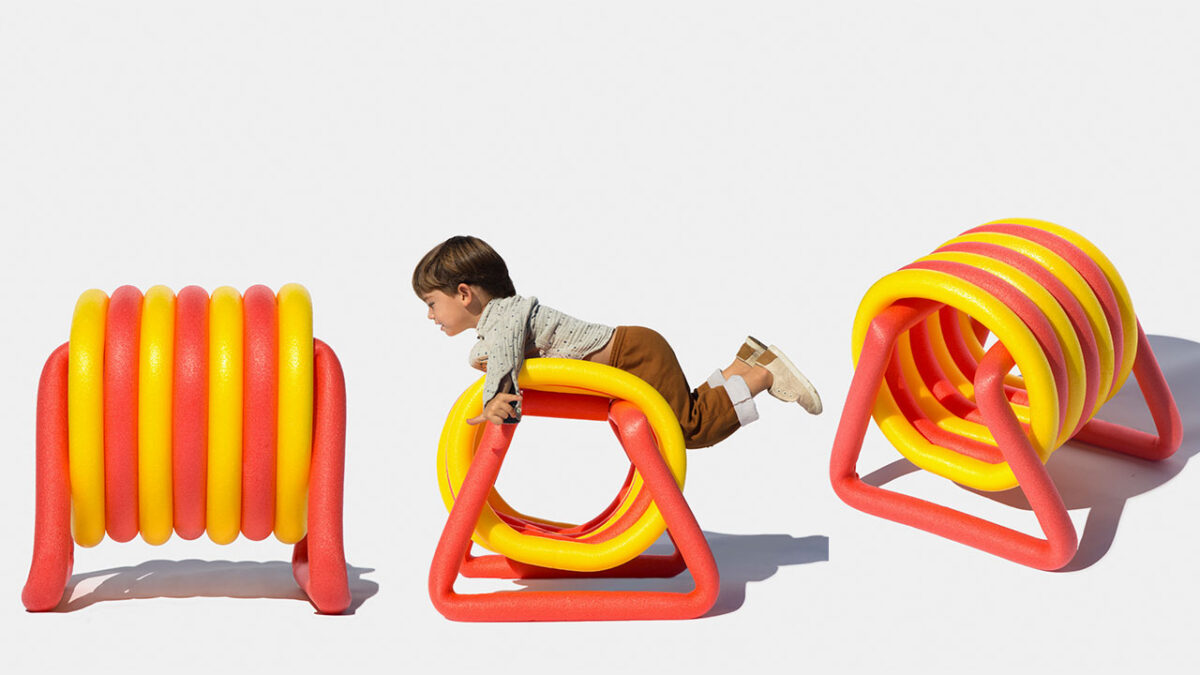 Looped Pool Noodles Furniture Explores Potential of Foam Tubes