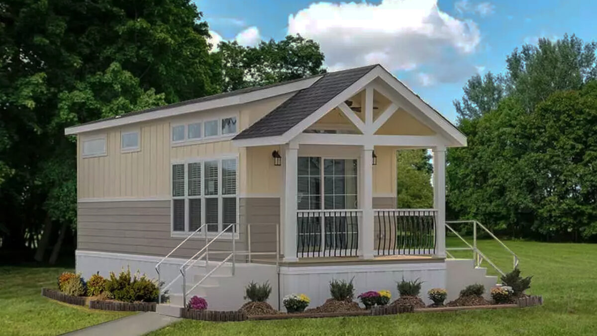 Sweet Escape Tiny House With Porch has Country House Charm