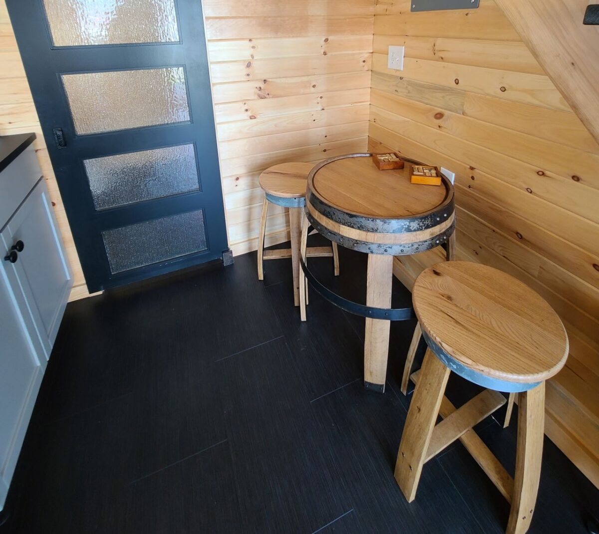 Vineyard Tiny House is a Wine Lover's Hide Out in Michigan