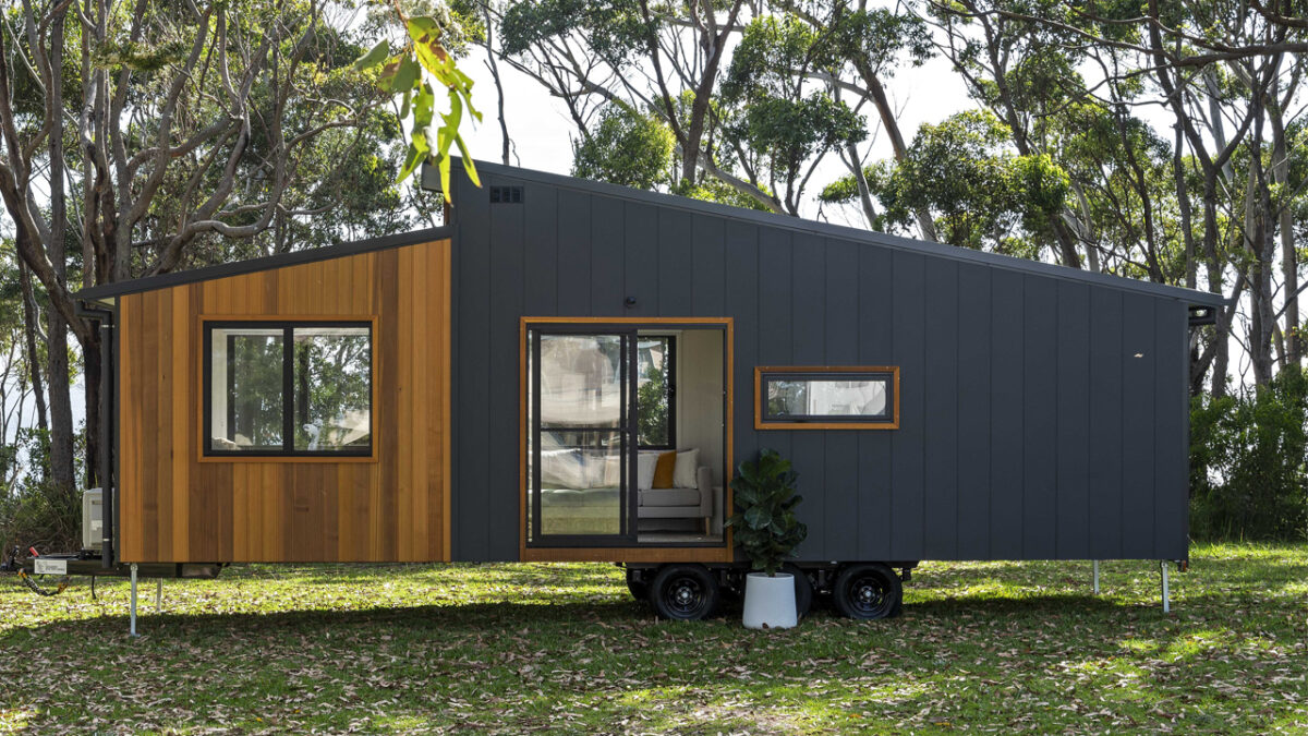 31ft Single-Level Tiny House in Australia Boast Light-Filled Interior