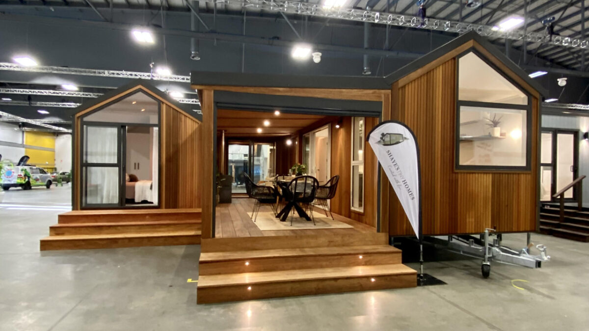 Ashleigh Tiny House Adopts Modular Design to Extend Space