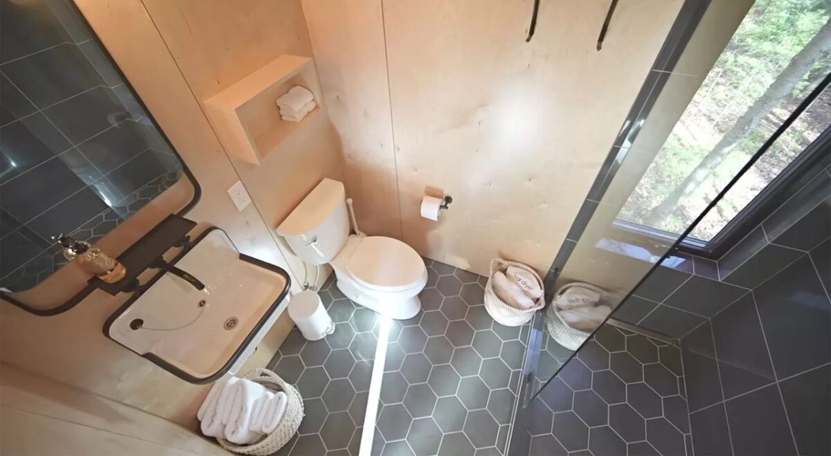 Baltic Treehouse is Solar-Powered, Tree-Friendly Retreat in Ontario