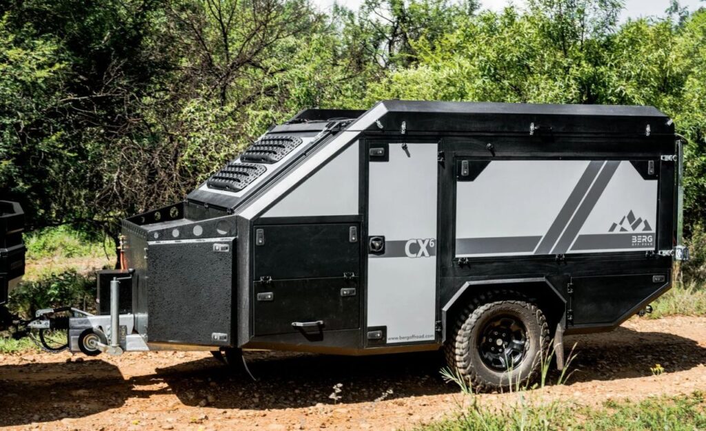 Berg Off-Road CX6 is an expandable Trailer