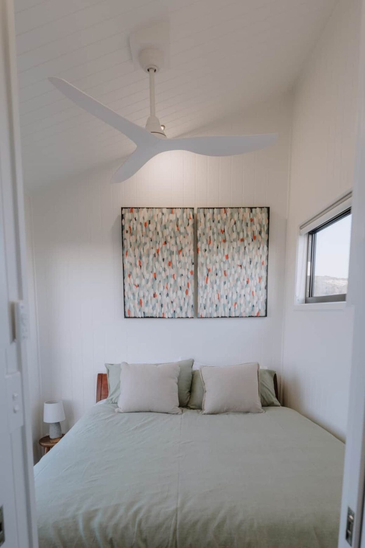 Red Rock Tiny House Has Rustic Vibes and Modern Amenities