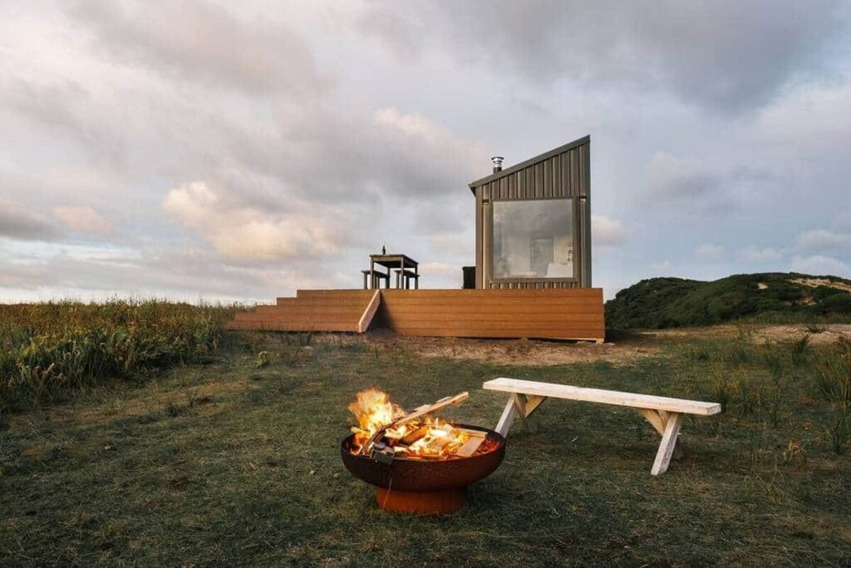 Red Rock Tiny House Has Rustic Vibes and Modern Amenities
