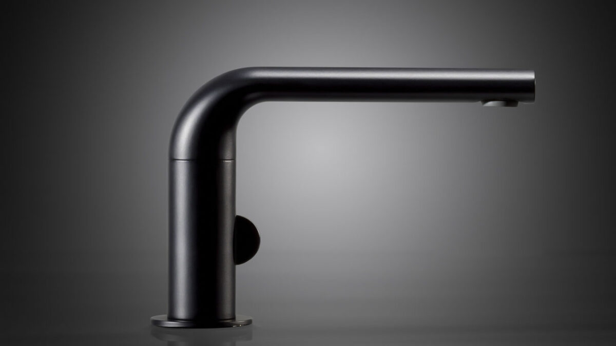 Noken Swan Tap With Eco Design Offers Sustainable Water Use