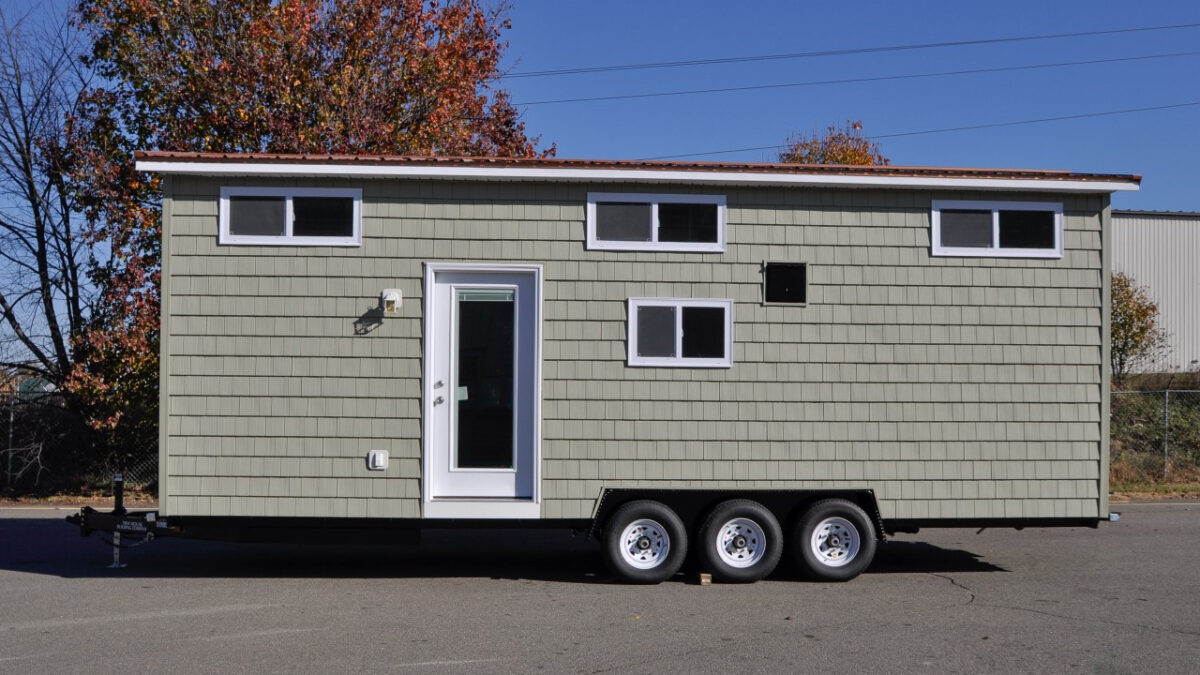 Bayview is Incredible Tiny House Boasting Light-Filled Interior