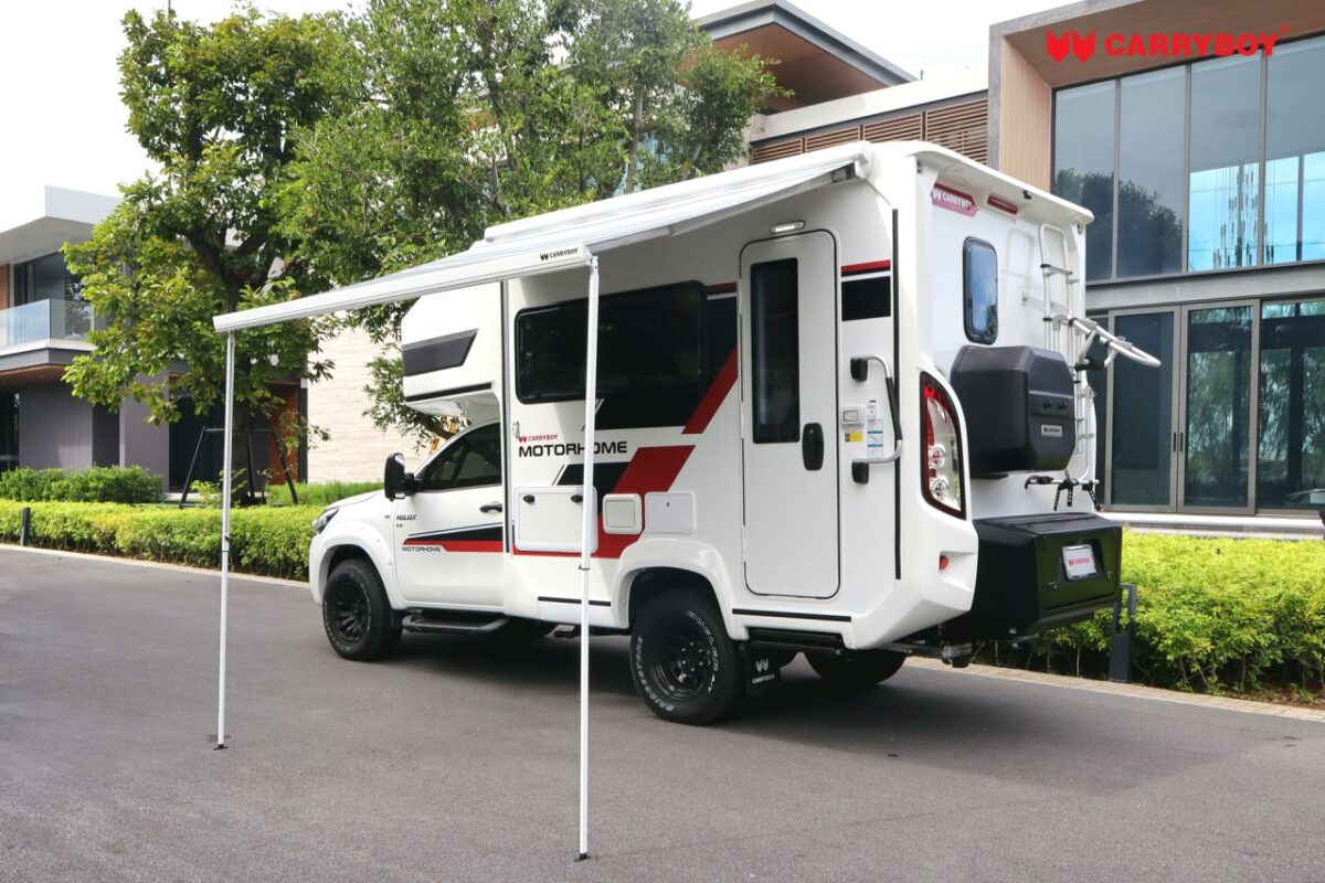 Toyota Hilux Carryboy Motorhome Boasts Exceptional Features