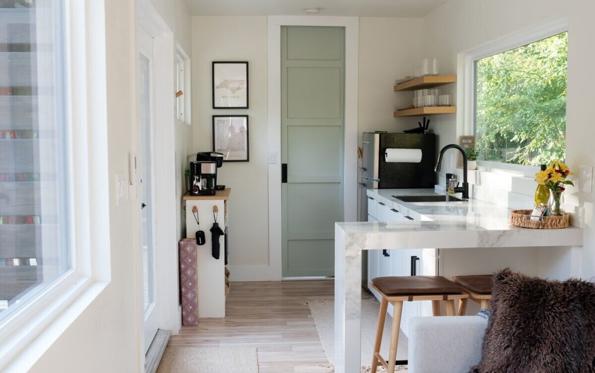 This Shipping Container Home in North Carolina has Outdoor Bathtub