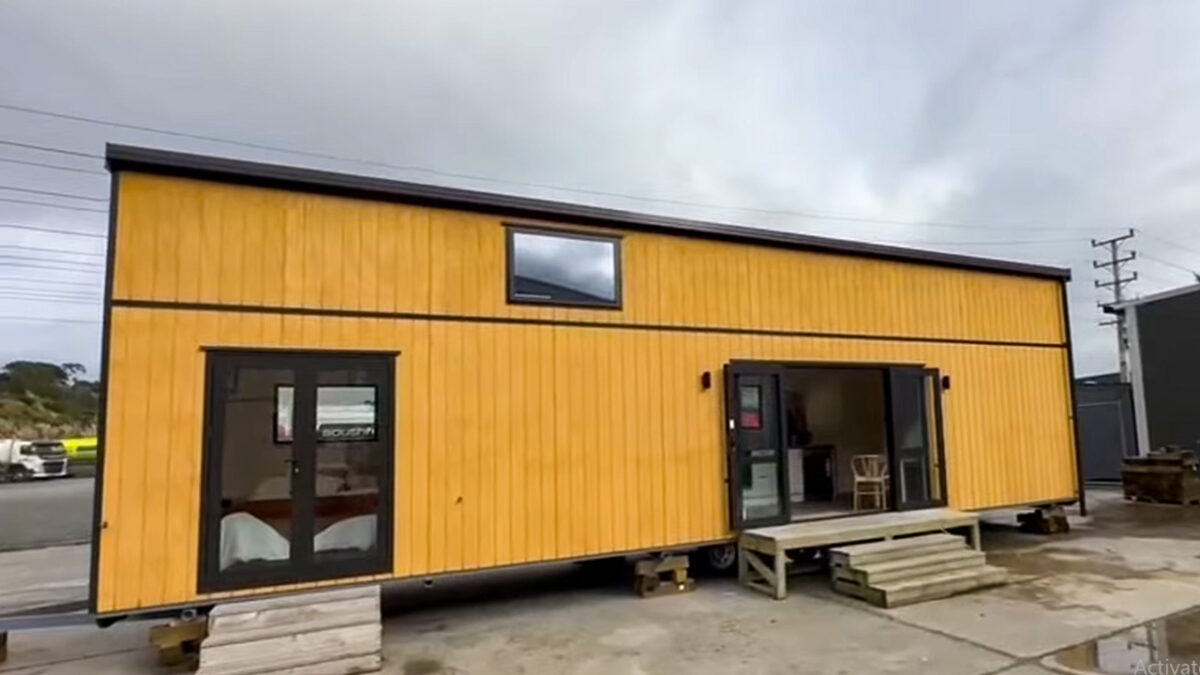 Kaka Tiny House has Gigantic Loft You Can Turn Into Jack and Jill Bedroom