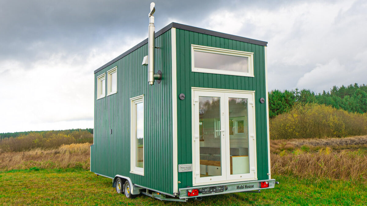 $50K Petunia Tiny House Offers Off-Grid Luxury for Couples