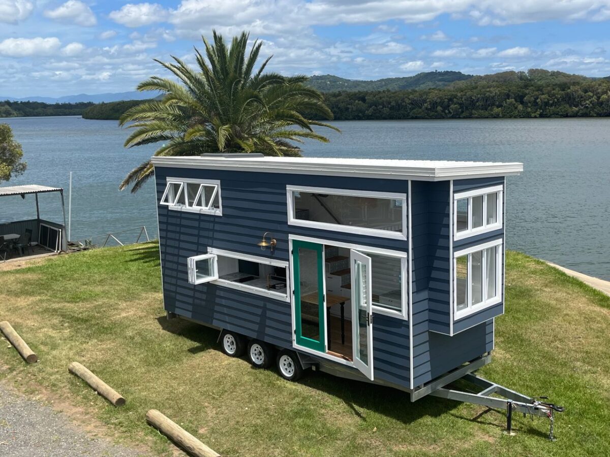 Summer House is Light-Filled Mobile Home That Sleeps Four