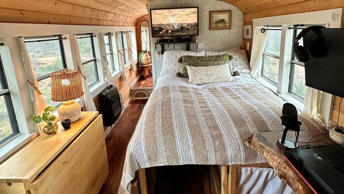 Couple Lives Full-Time in 40ft Ophelia Skoolie for Adventurous Life