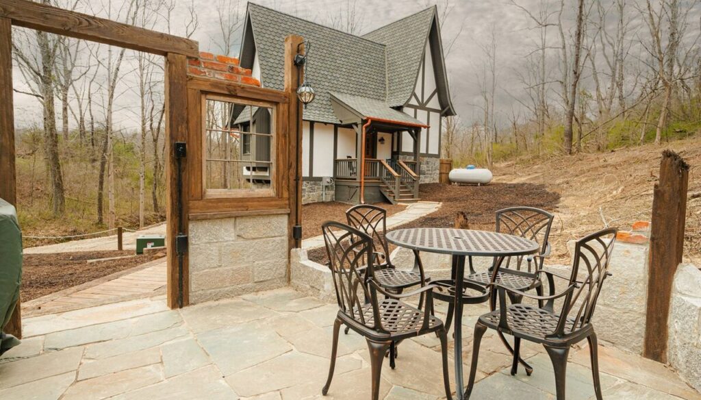 Briar Vale Cottage Lets You Have Your Own Fairytale Moment
