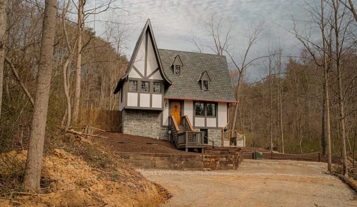 Briar Vale Cottage Lets You Have Your Own Fairytale Moment