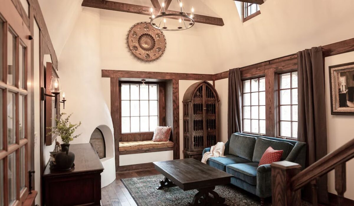 Briar Vale Cottage Lets You Have Your Own Fairytale Moment