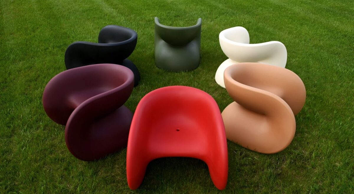 Fortune Chair Takes Pinched Circle Shape From Fortune Cookies