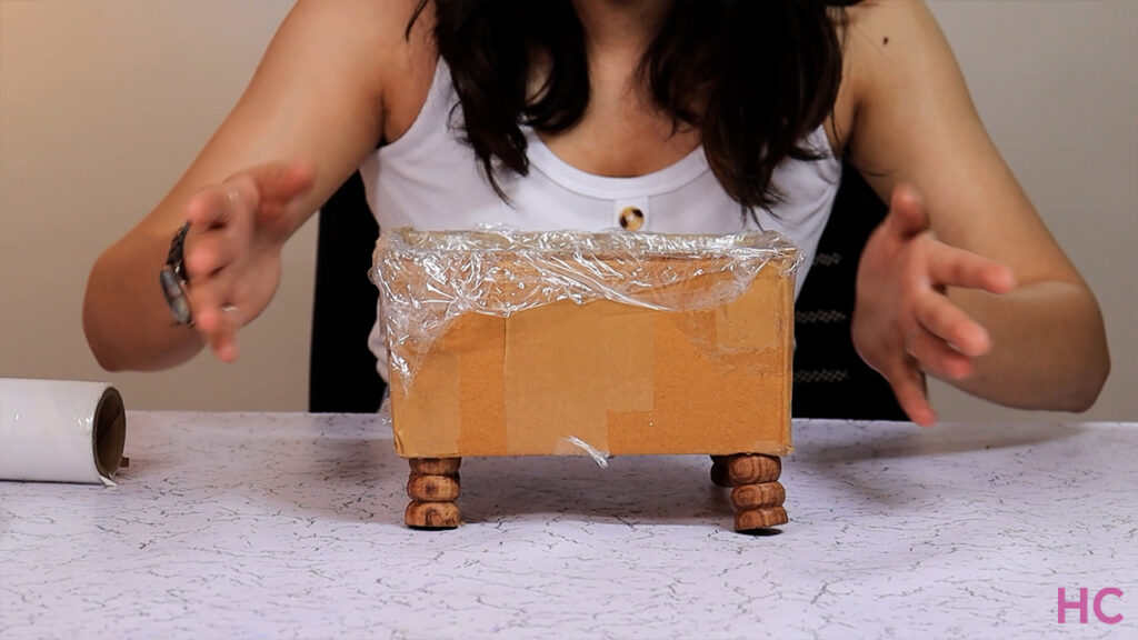 DIY Rustic Concrete Planter With Dowel Feet, Video Tutorial