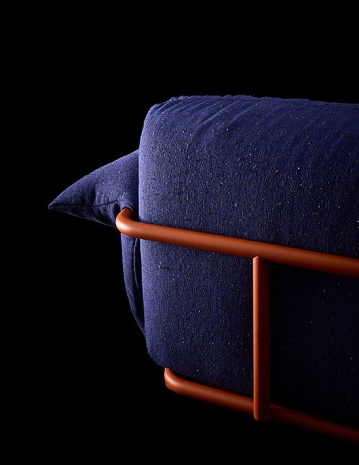 Mate Sofa Bed Brings Comfort to Confined Apartment Spaces