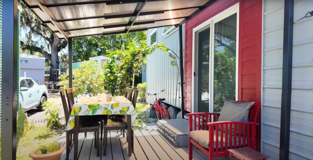 Empty Nester Builds Anipo Tiny House for Herself With Library