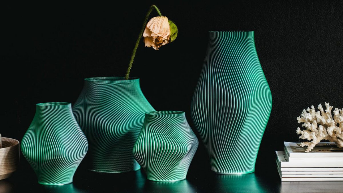 Iridescent 3D-Printed Blend Vase Collection Offer a Visual Treat