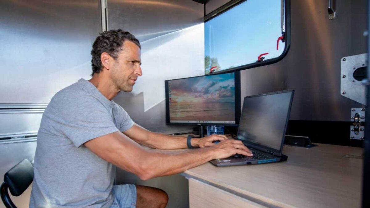 Smart Engineering Marries Modern Convenience in Capax Trailer