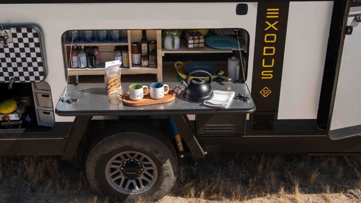 Smart Engineering Marries Modern Convenience in Capax Trailer