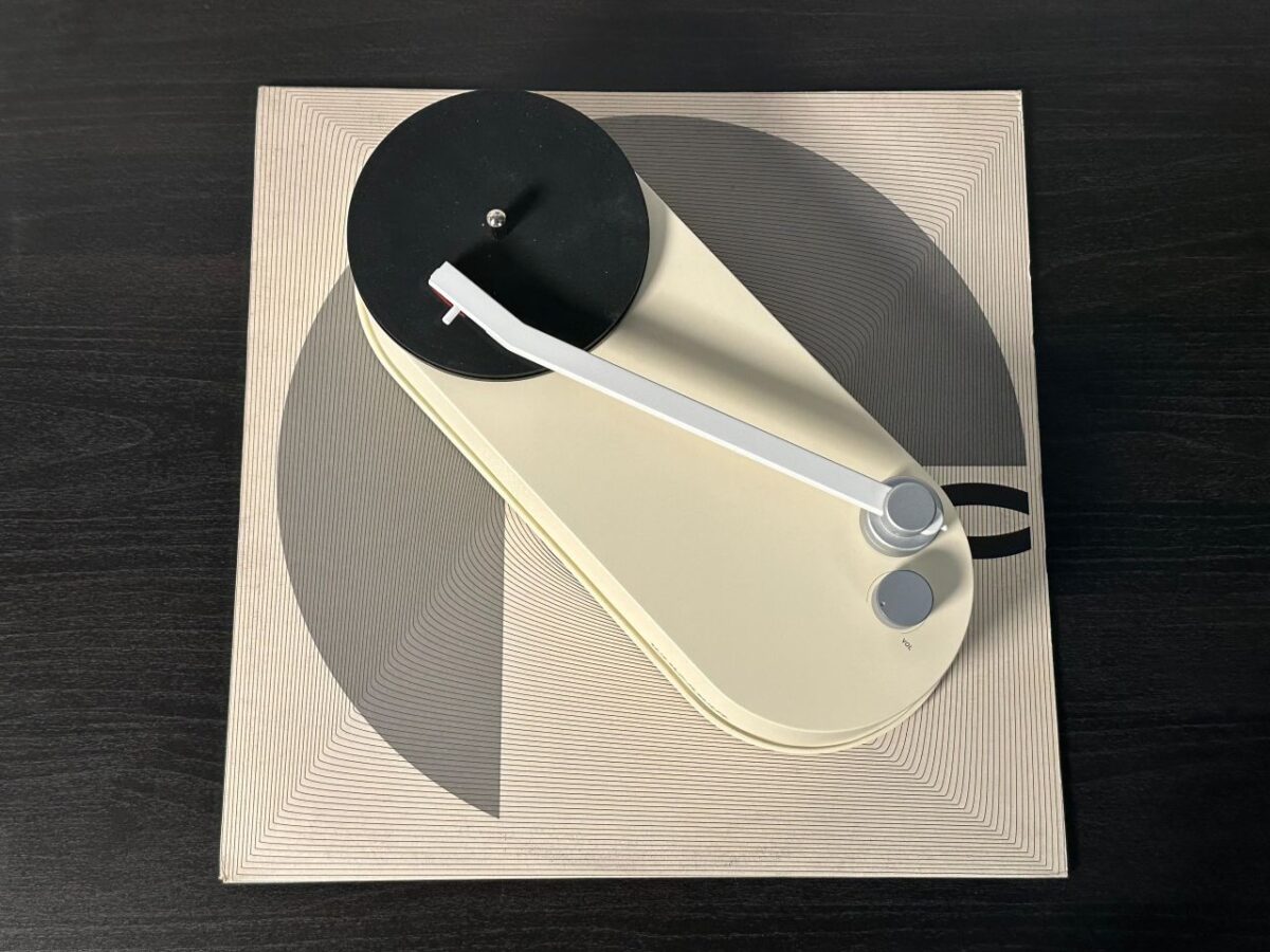 Enjoy Music on-the-go With VIBESPIN Portable Record Player