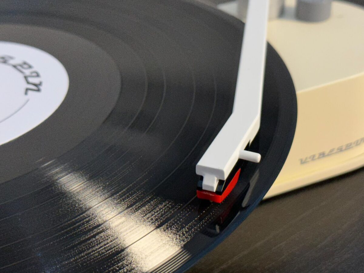 Enjoy Music on-the-go With VIBESPIN Portable Record Player