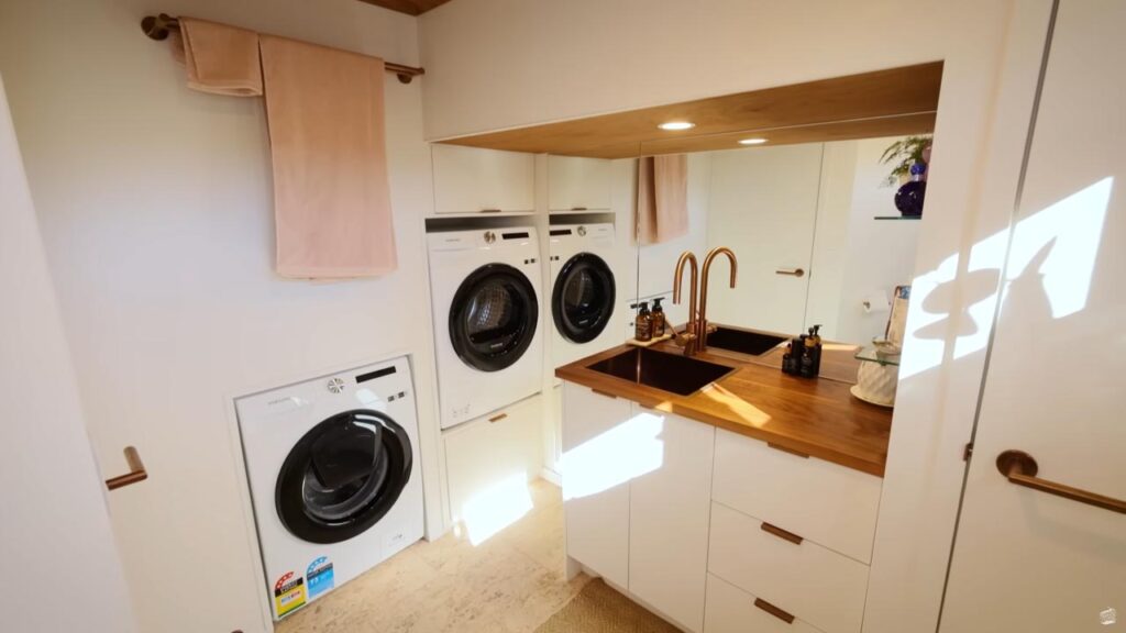 Aussie Woman Builds Upsized Tiny House With 3 Bedrooms, Office