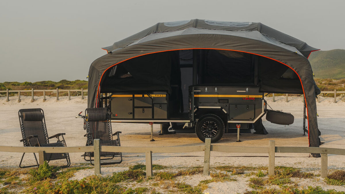 AlphaGo S6 Air V4 Self-Inflating, Off-Road Trailer Sleeps Six