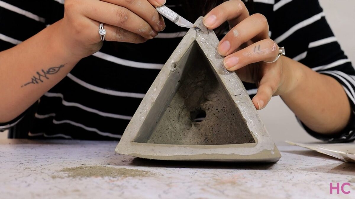 How to Make Triangular Concrete Planter for Under $5