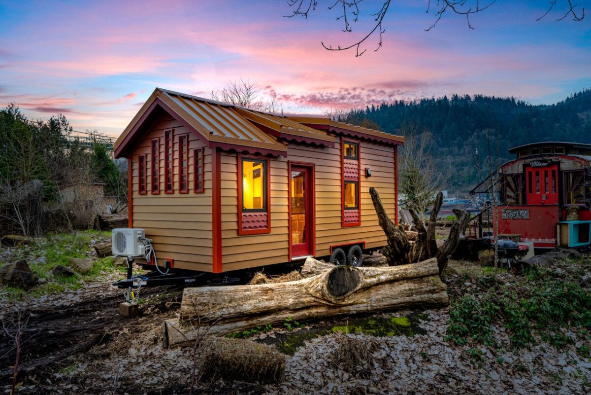 Fairytale Caravan Tiny House has Ombre Exterior, Rustic Interior