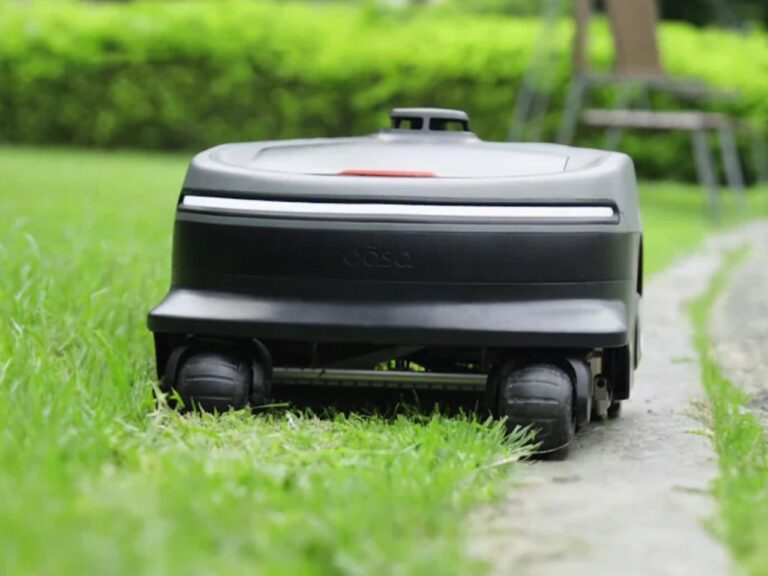 Oasa R1 Robotic Lawn Mower Boasts Advanced 3D Auto-Mapping