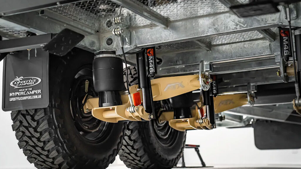 Reconn R4T LRX off-grid Camper is a Beast on and Off the Road