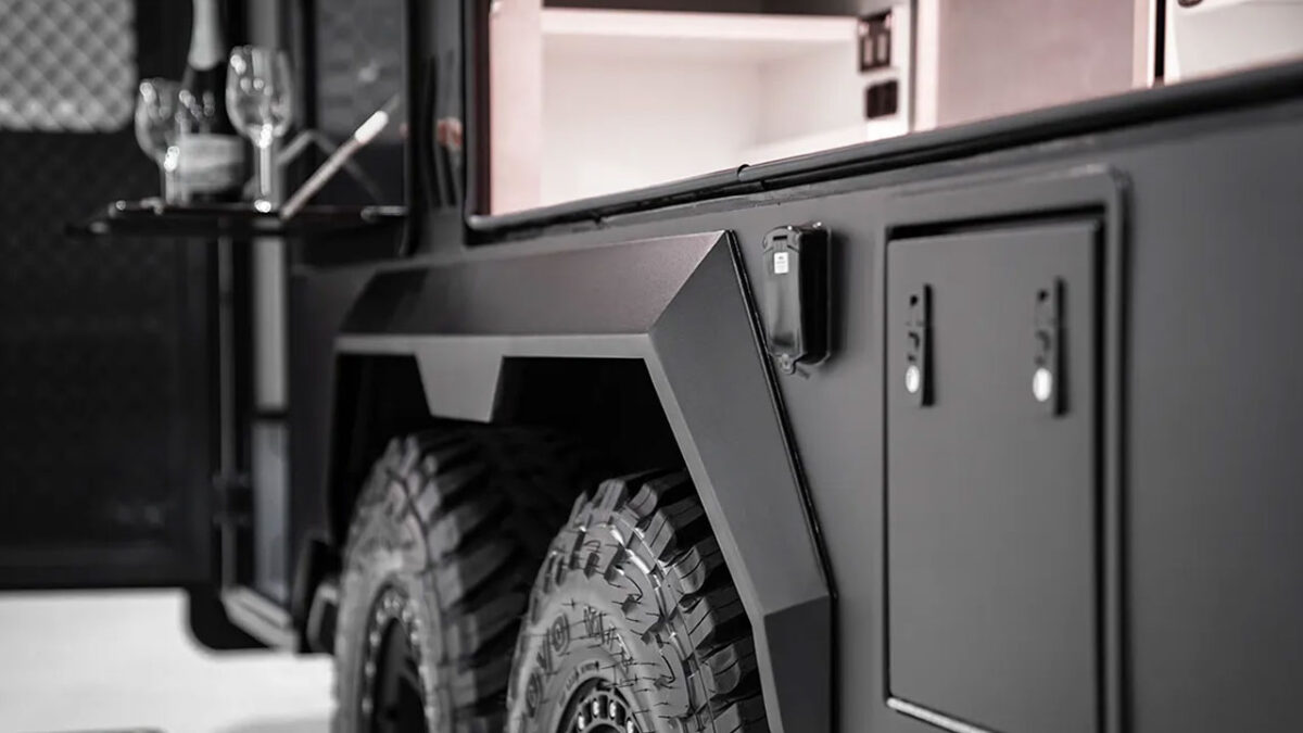 Reconn R4T LRX off-grid Camper is a Beast on and Off the Road