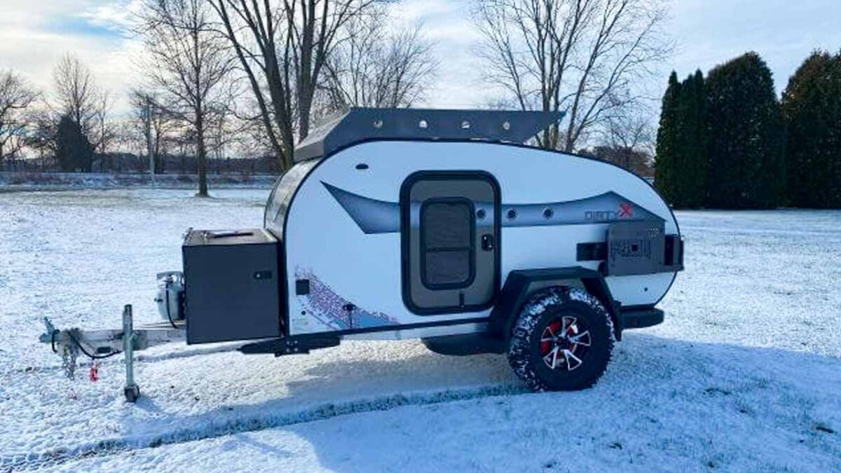 Feature-Rich Transformer Teardrop Trailer is Off-Roading Specialist