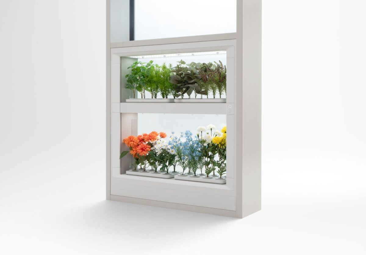 Balcony Farm is Smart Indoor Garden That Installs on Window