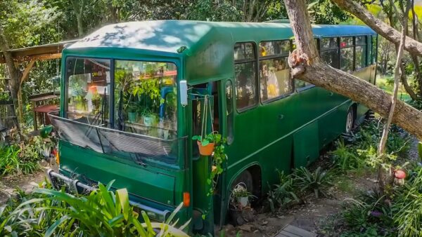 Artist Turns Mercedes Bus Into Enchanting Home on Wheels