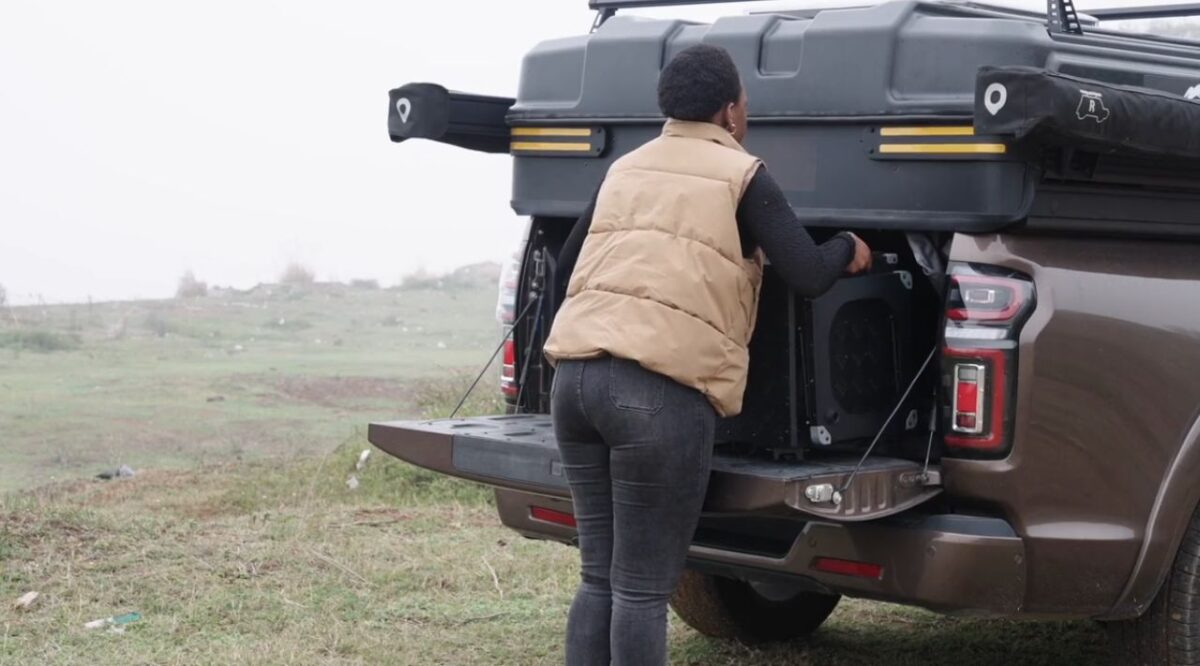Kitchen Cruiser is Portable Box Transformed Into Versatile Kitchen