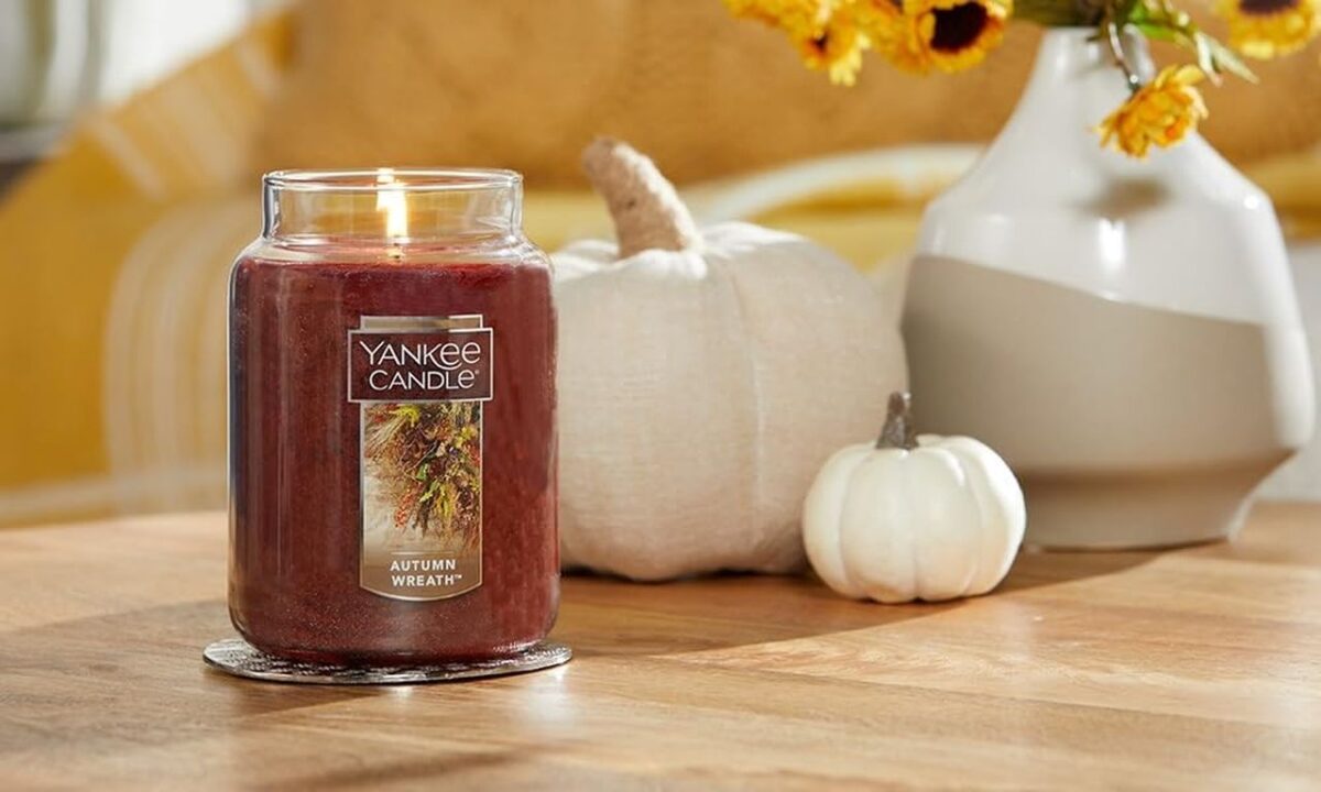 15 Best Fall Scented Candles You Need to Buy in 2025